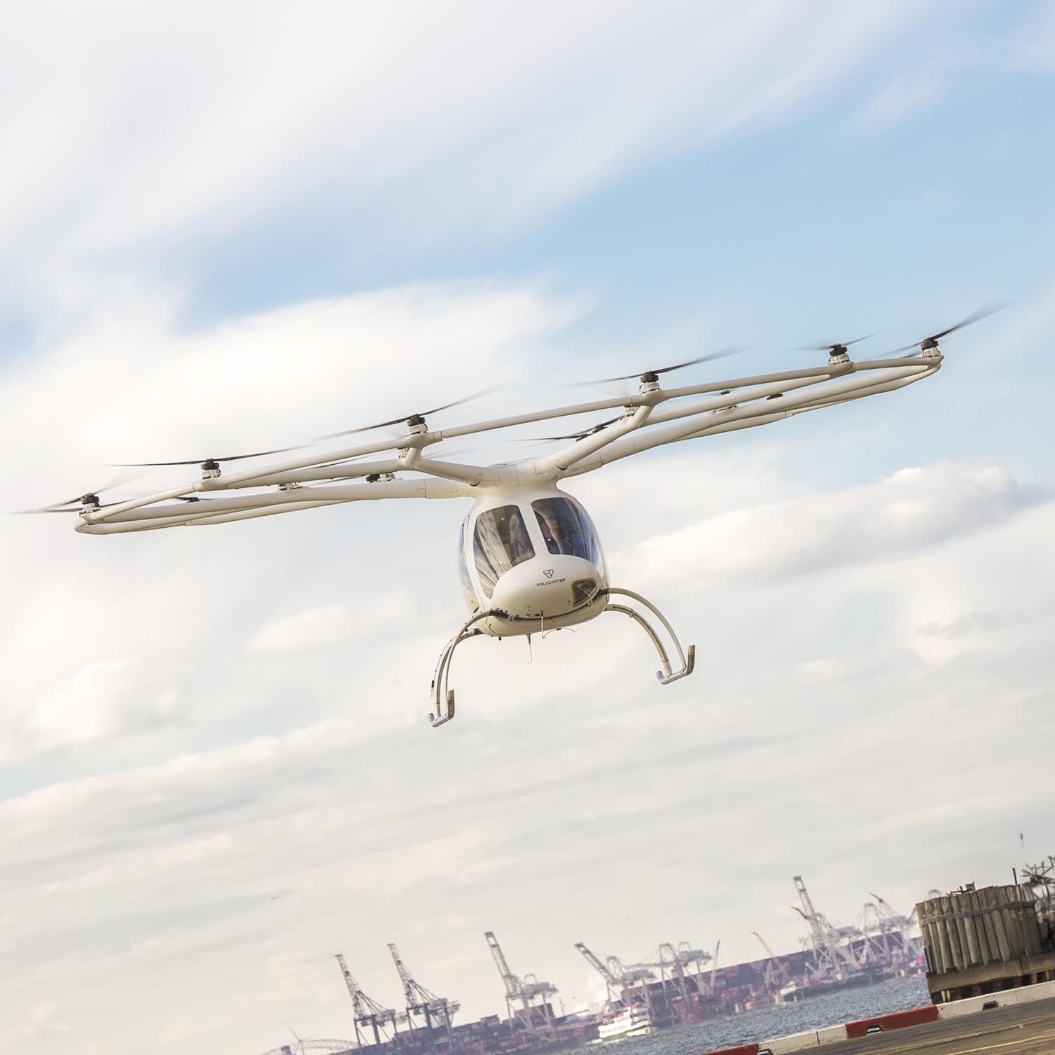 eVTOL / Multicopter - Helix-Carbon Gmbh